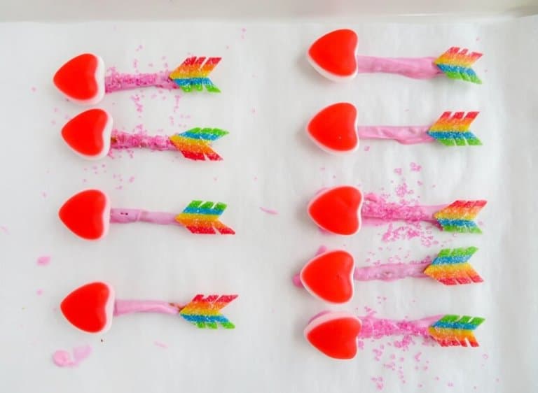 Cupid's Arrows - A Cute & Easy Valentine's Day Dessert