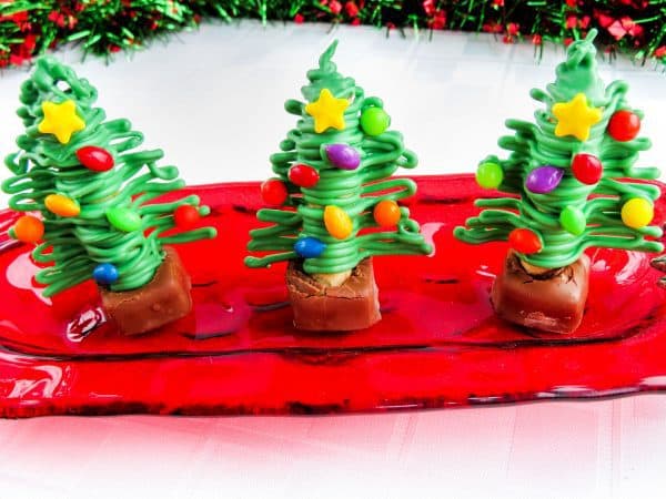 Christmas Tree Dessert Treats (Easy No Bake Recipe)