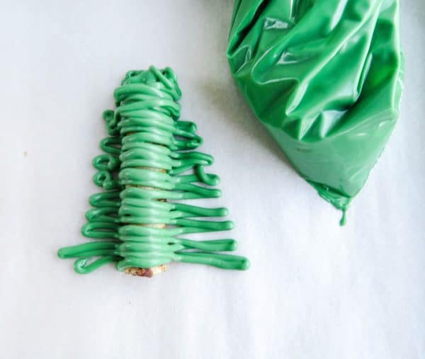 Christmas Tree Dessert Treats (Easy No Bake Recipe)