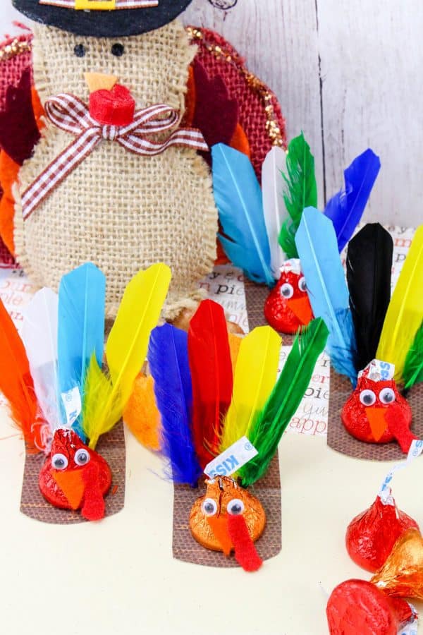 Thanksgiving Chocolate Kiss Turkey Craft / Turkey Favor for Kids