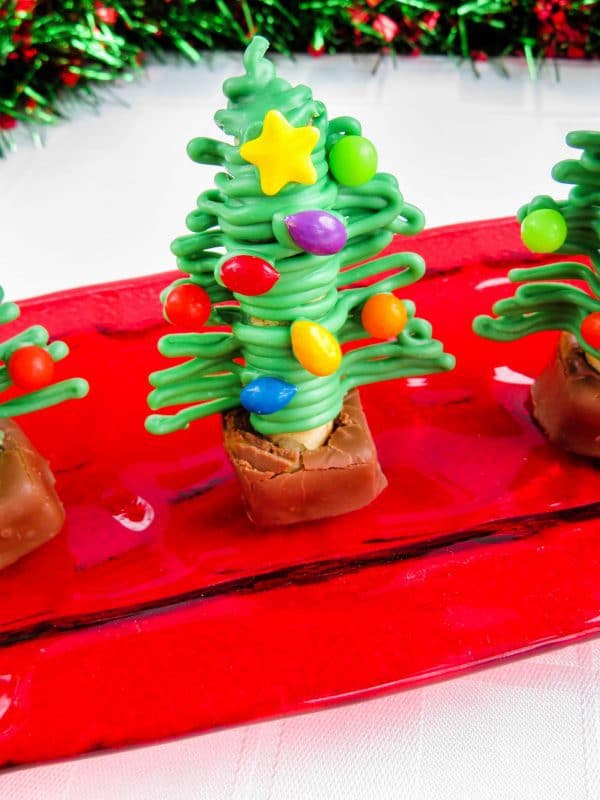 Christmas Tree Dessert Treats (Easy No Bake Recipe)