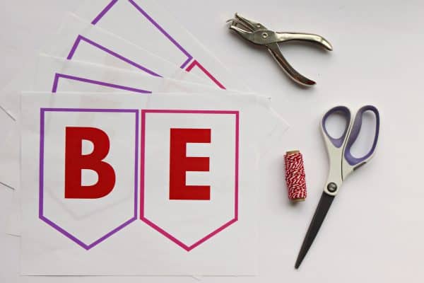 "Be Mine" DIY Valentine Banner Free Printable for Valentine's Day