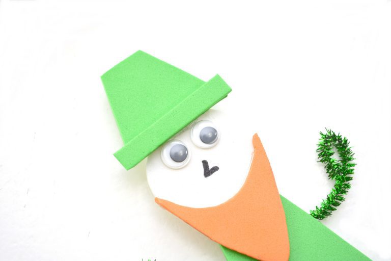 Popsicle Stick Leprechaun Craft for St. Patrick's Day