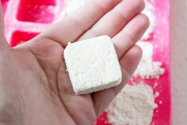 Make Your Own DIY Dishwasher Tablets With This Easy Tutorial