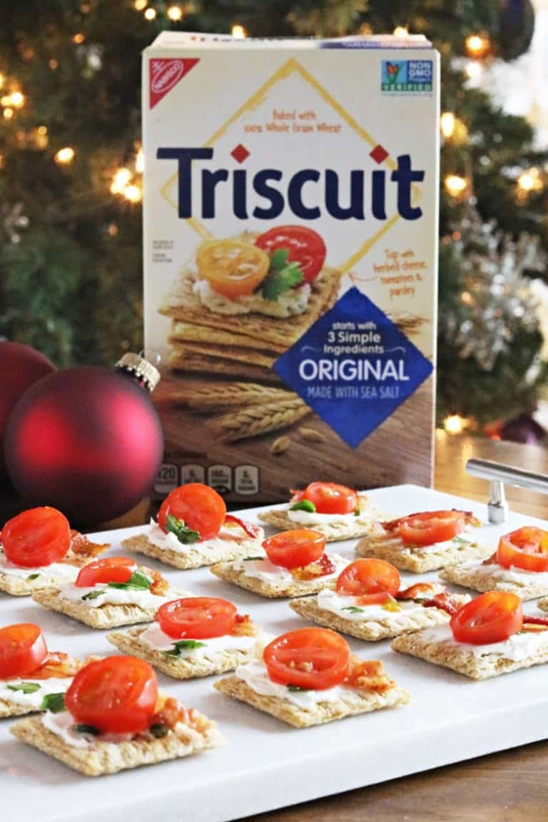Easy Triscuit Appetizer Recipe with Bacon, Tomato & Cream Cheese