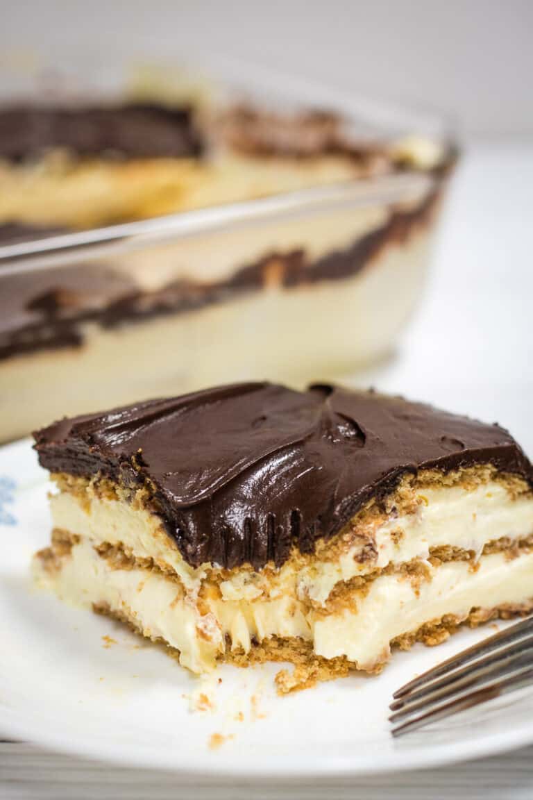 No Bake Eclair Cake {Easy 5 Ingredient Icebox Cake}