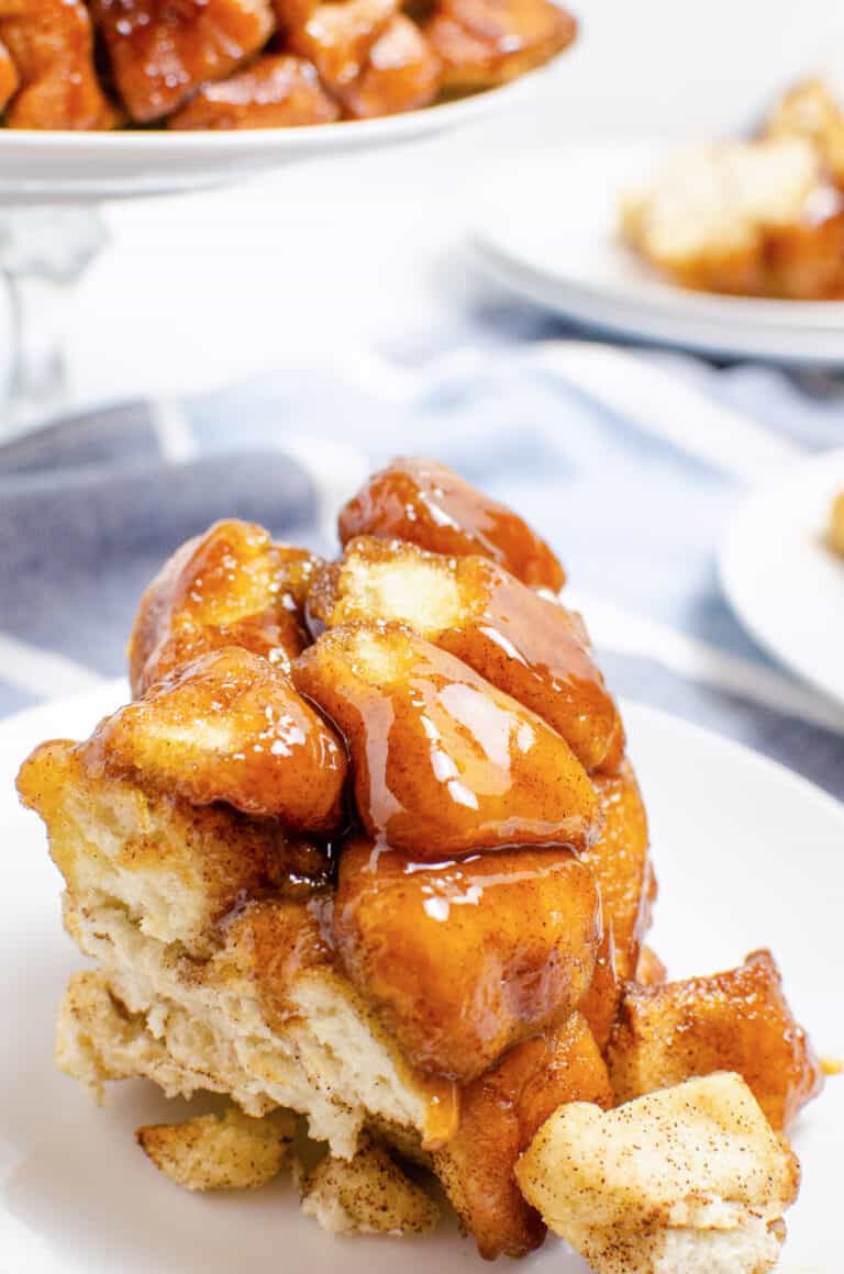 Easy Monkey Bread Recipe (Only 5 Ingredients!)