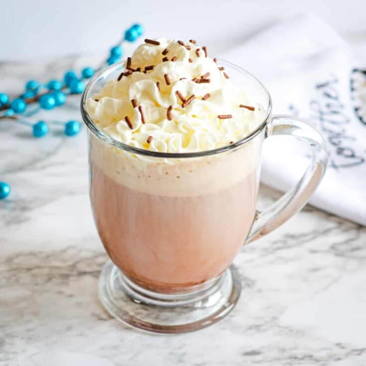 Dirty Snowman Recipe (Boozy Hot Chocolate Cocktail)