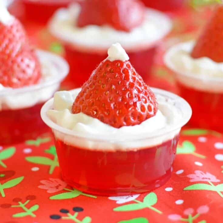 Easy 7-Up Biscuits with Bisquick (Only 4 ingredients!)