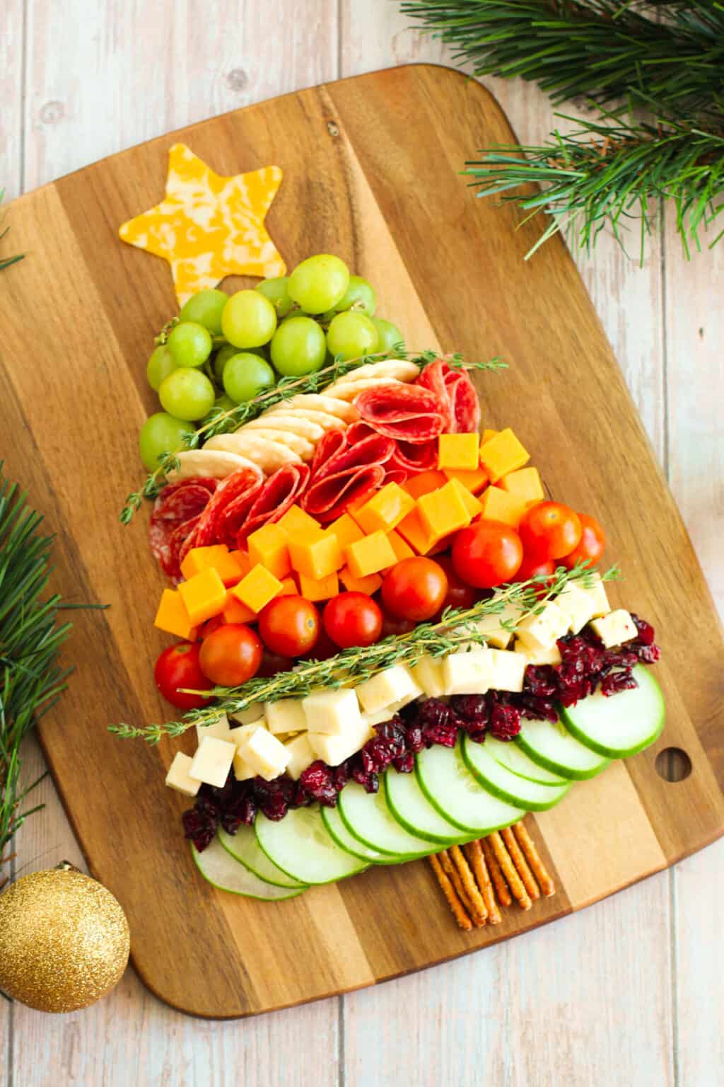 Christmas Tree Charcuterie Board (Easy Christmas Appetizer)