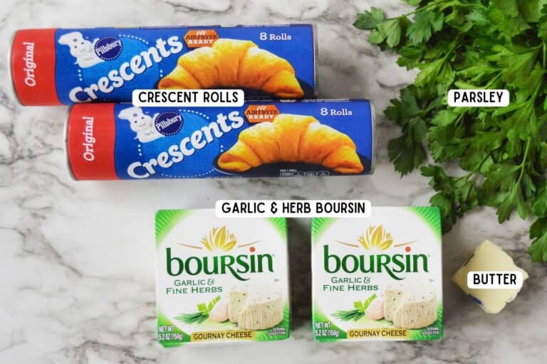 Pull-Apart Crescent Roll Christmas Tree