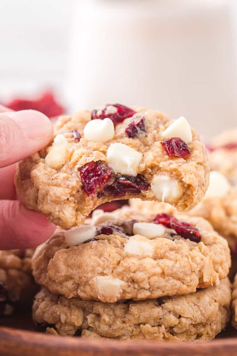 White Chocolate Cranberry Oatmeal Cookies Recipe