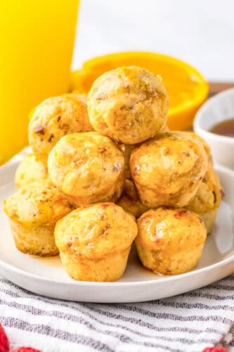 Sausage Pancake Muffins (McGriddle Bites)