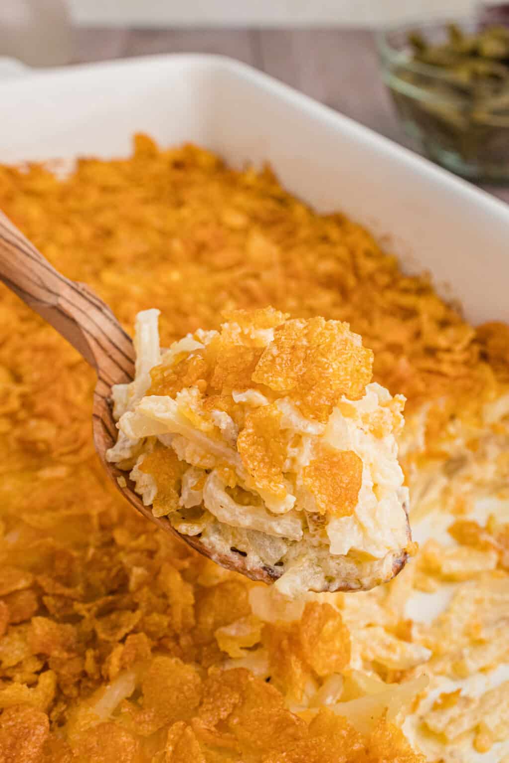Cheesy Potatoes with Corn Flakes (Hashbrown Casserole)